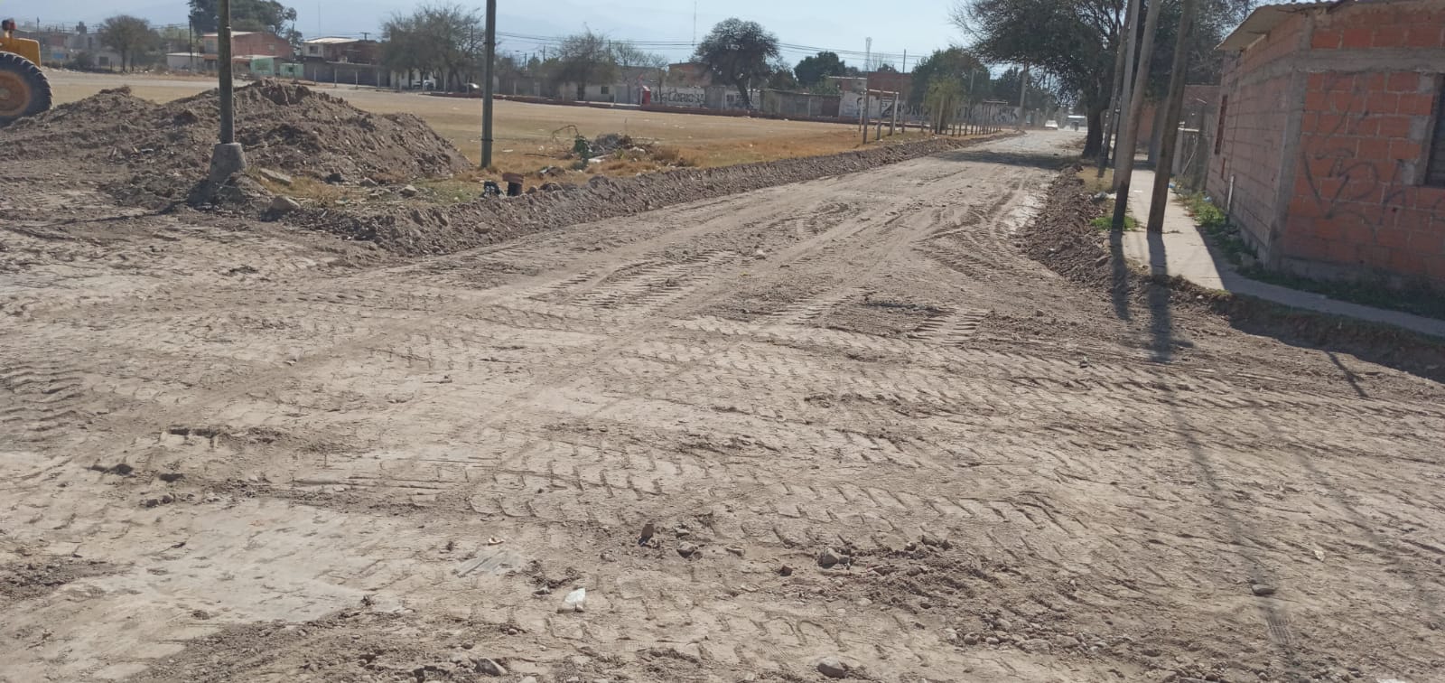 Arreglo de calles: continúan las tareas en diversos barrios de la ...